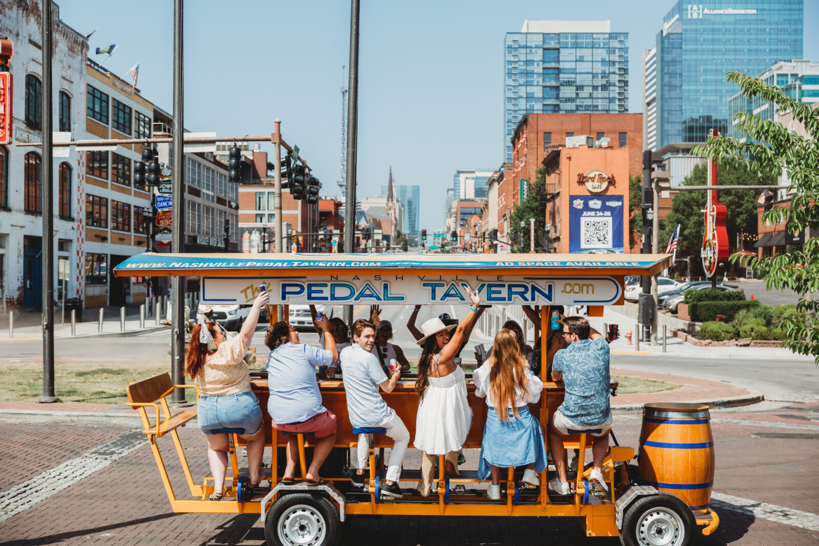 7 Epic Ways to Celebrate Your 21st Birthday in Nashville